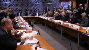 Escala 6x1: governo retira urgência do projeto